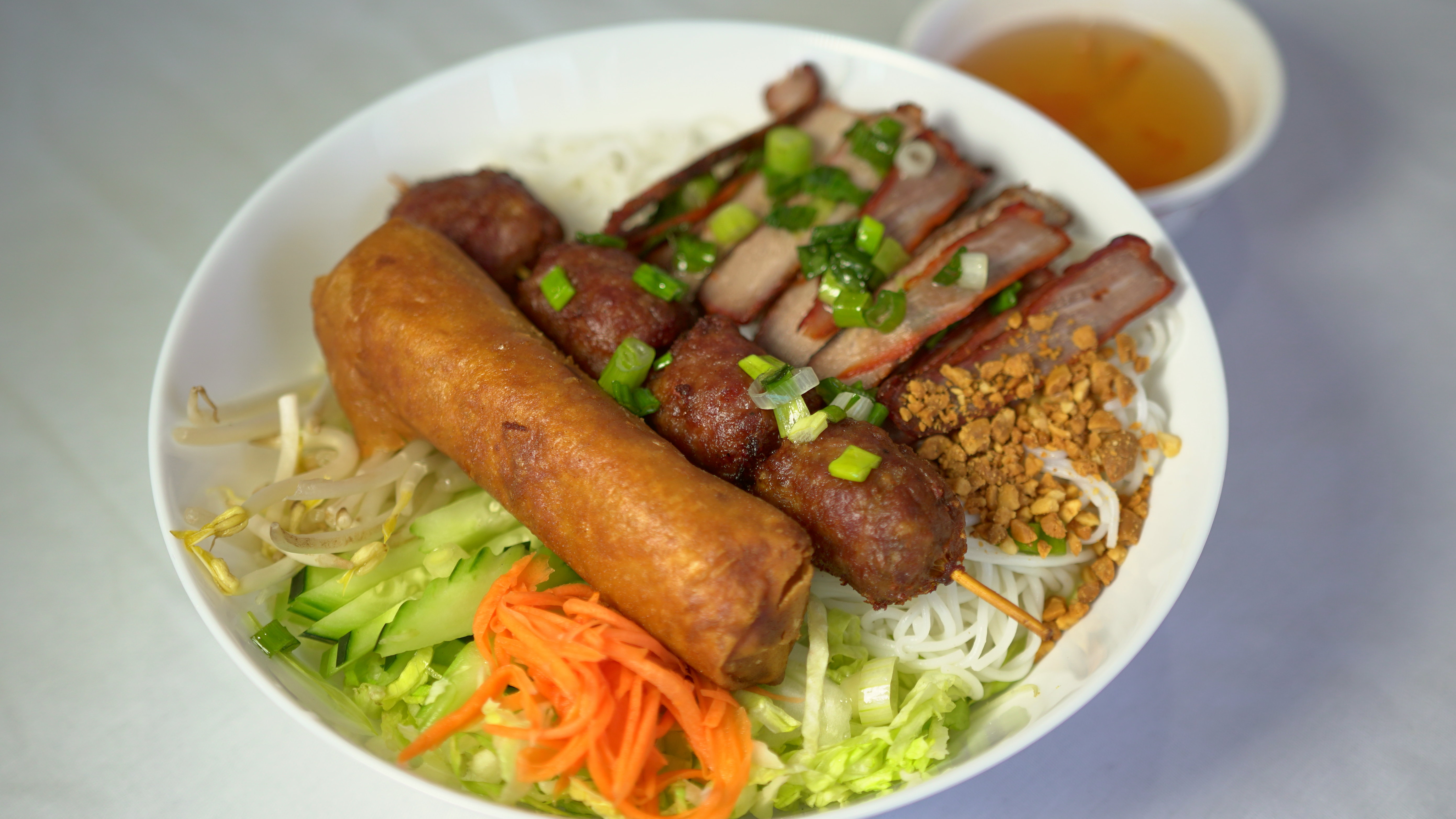 Minneapolis Pho Delivery - 11 Restaurants Near You | DoorDash